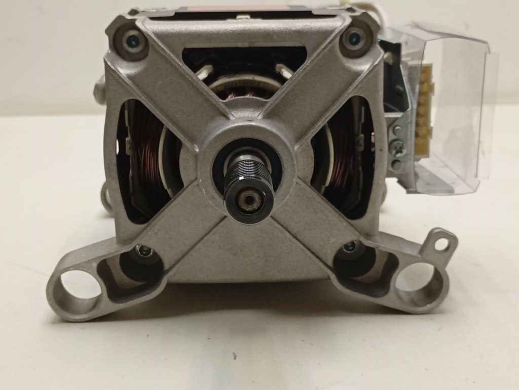 MVE69512ZAW кт44 Двигатель для стиральной машины Beko 2829970300 б/у