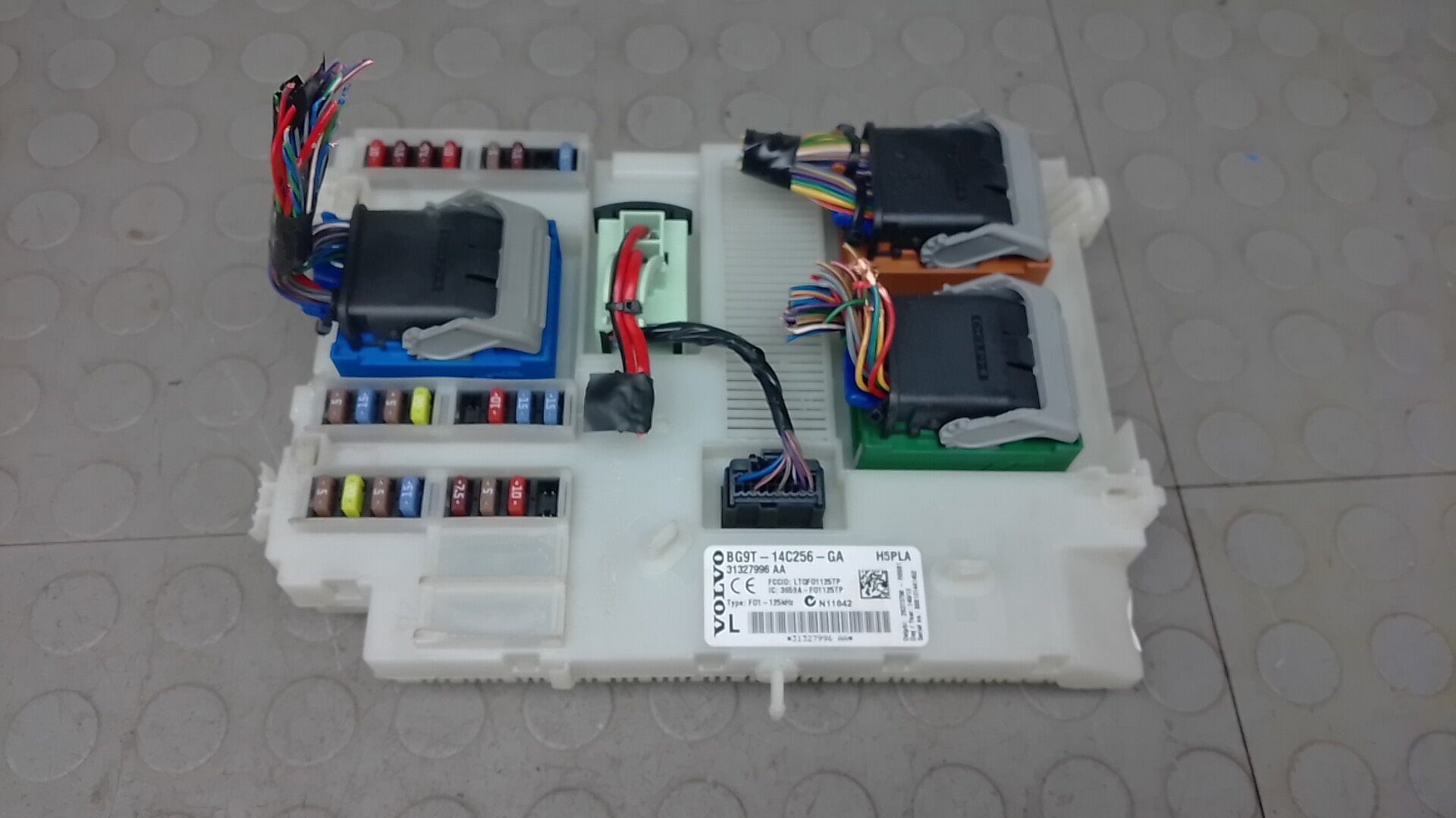 Блок комфорта VOLVO V60 1, Номер bg9t14c256ga