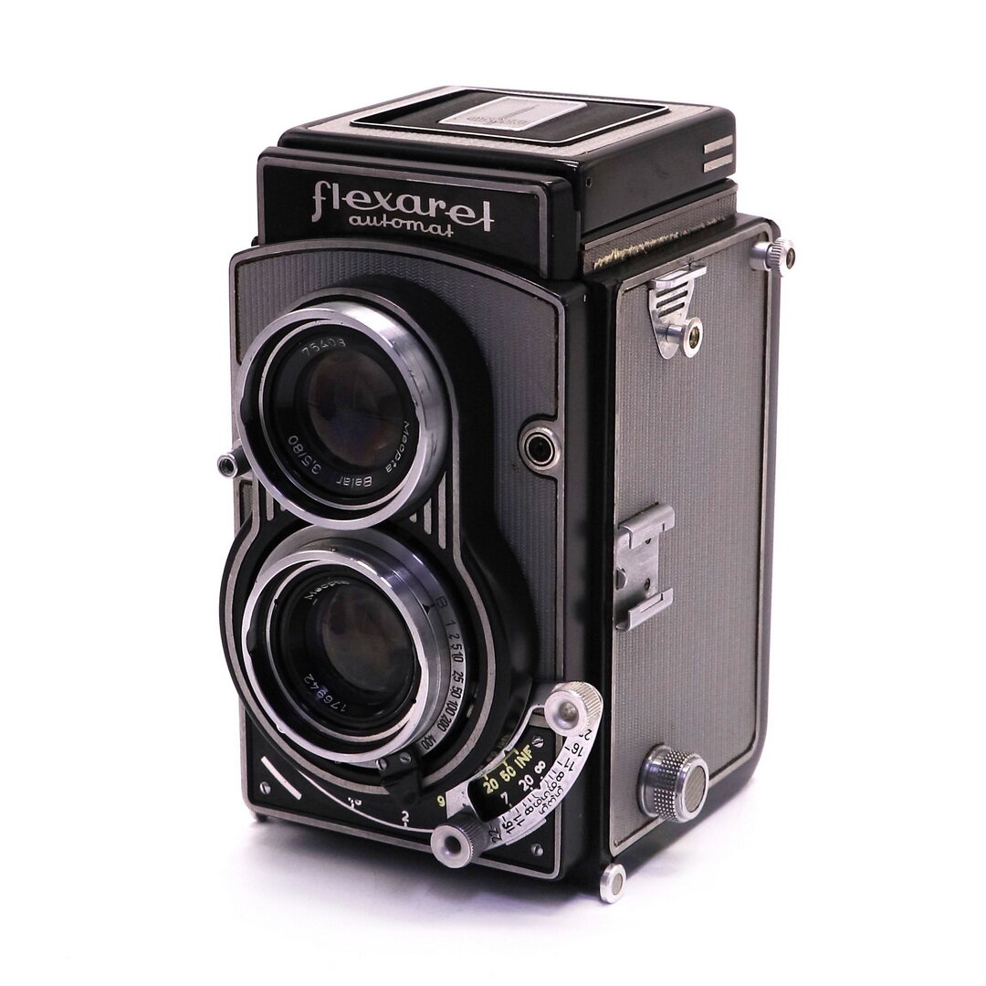 Двухобъективный фотоаппарат Flexaret Automat VI