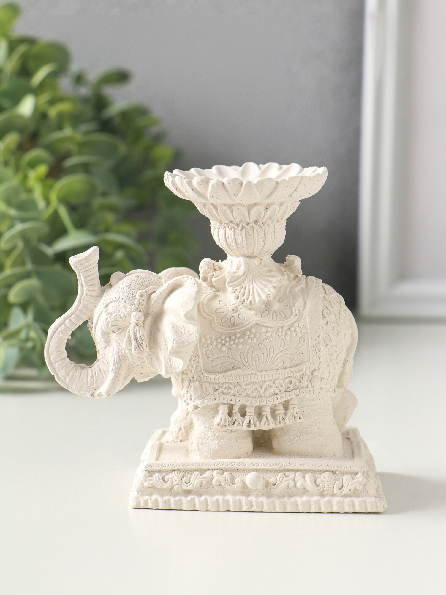 Подсвечник для свечи «Слон индийский», гипс, 10×10×6 см