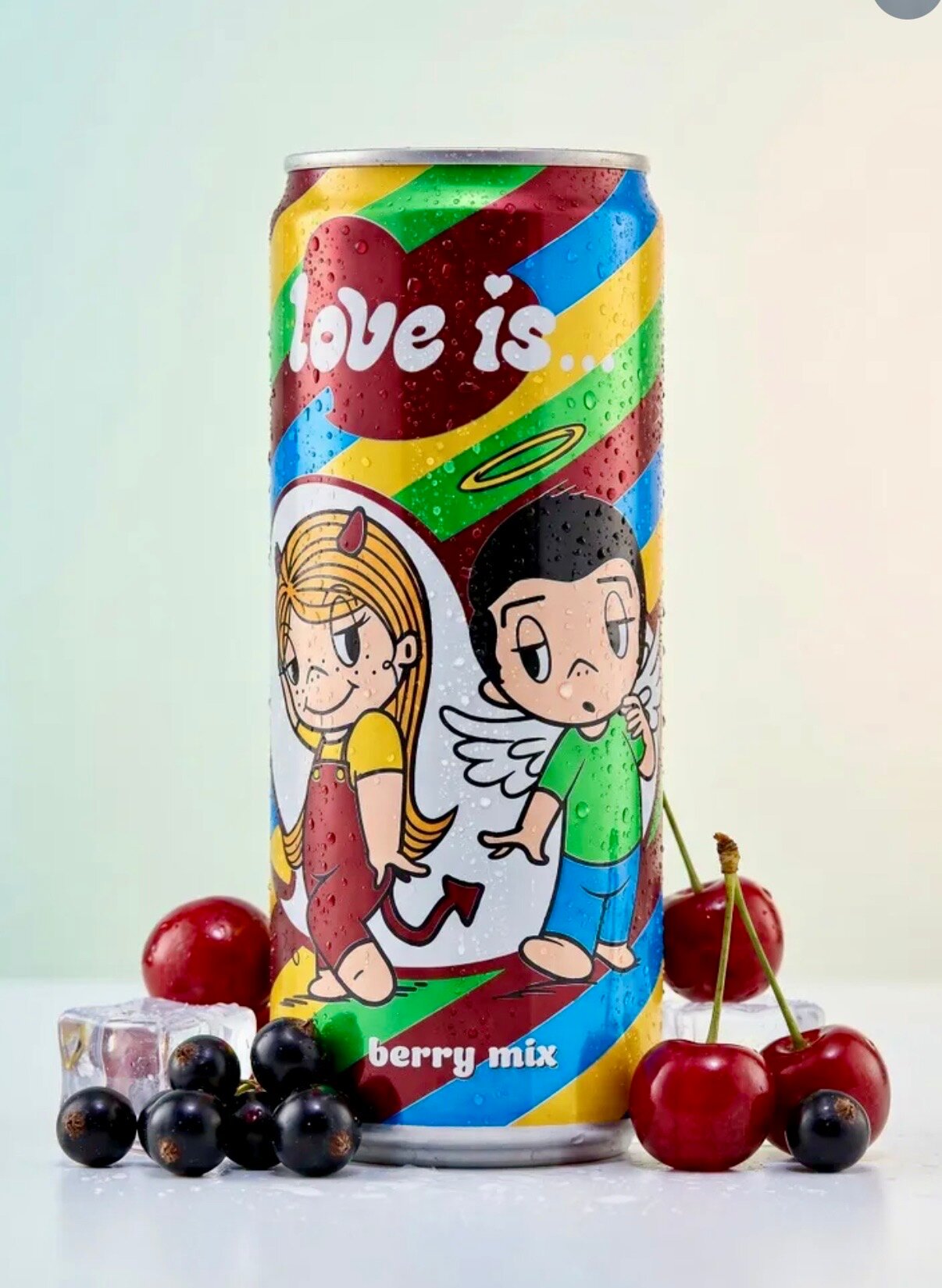 Газированный напиток LOVE IS Berry mix (Ягодный микс), 330 мл х 1 шт.