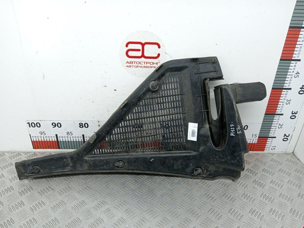 Дождевик (жабо) BMW X5 (E70) 64316945583 арт. 2277140