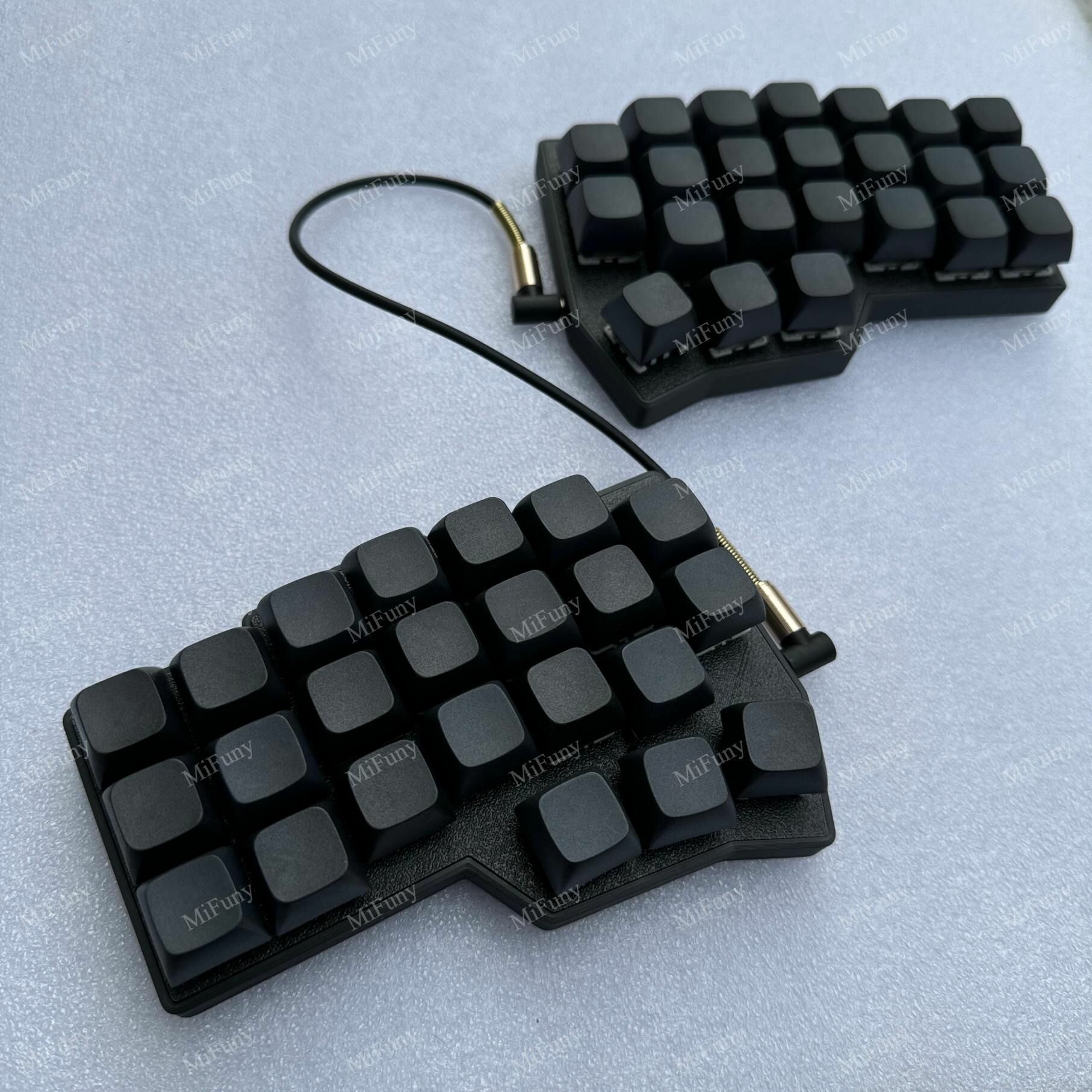 Corne V4 Проводная Раздельная Клавиатура С Горячей Заменой Rgb Эргономичная Клавиатура