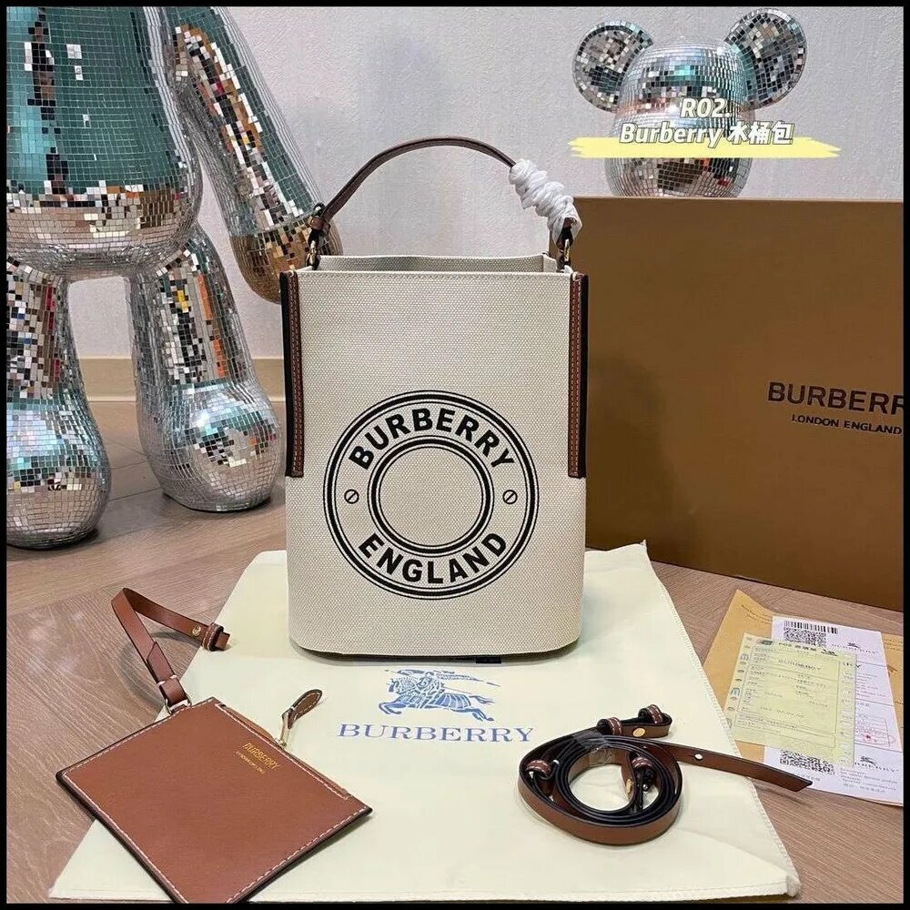 Burberry Сумка клатч