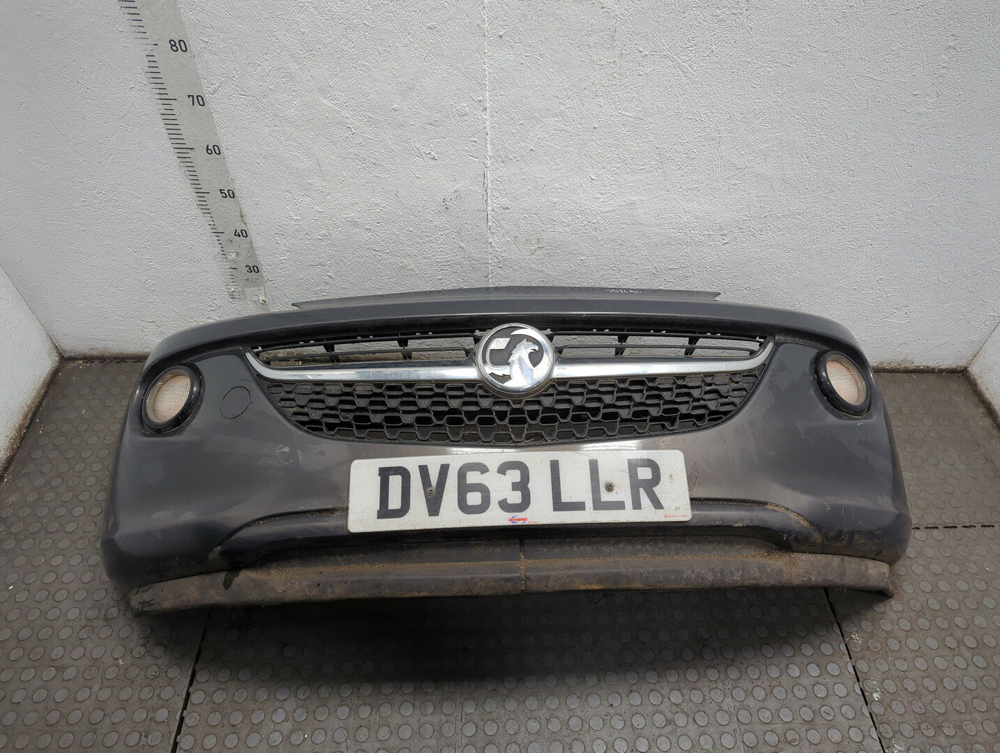 Бампер передний Opel Adam Б/У