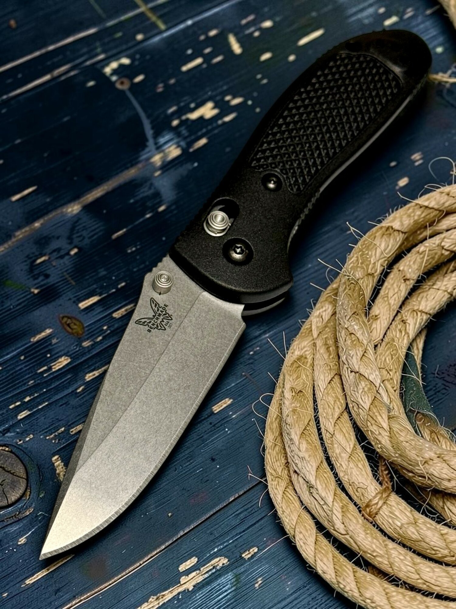 Нож складной Benchmade 551 Griptilian, S30V Blade