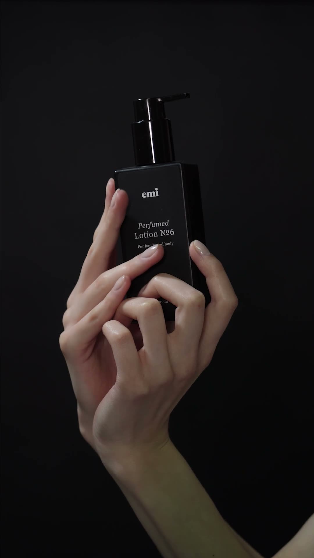 Парфюмированный лосьон для тела, EMI, Perfumed Lotion №7, 200 мл — фото 1