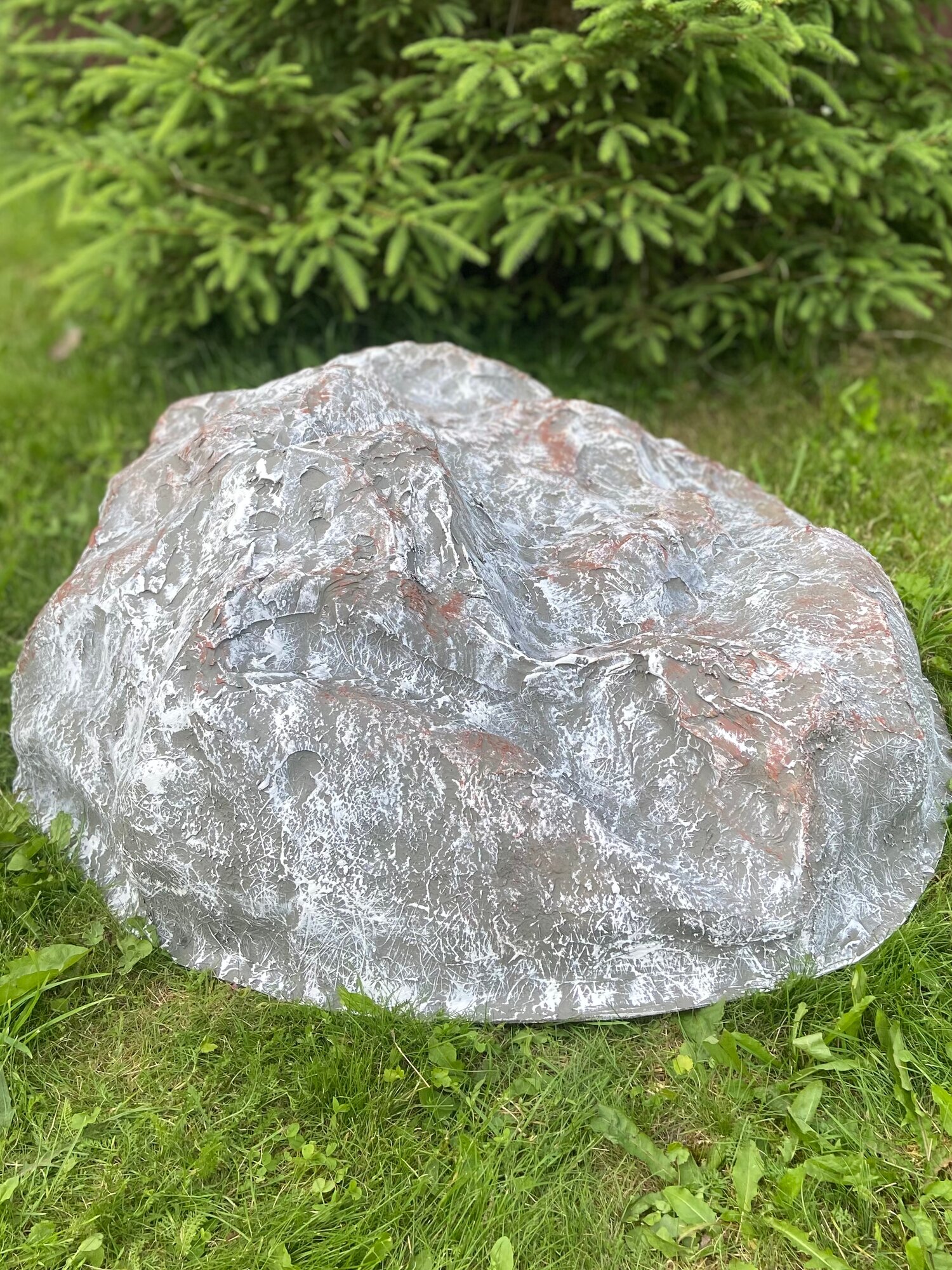 Садовая фигурка "Камень-крышка", декоративная, для септика и колодца, 108x102x45 см