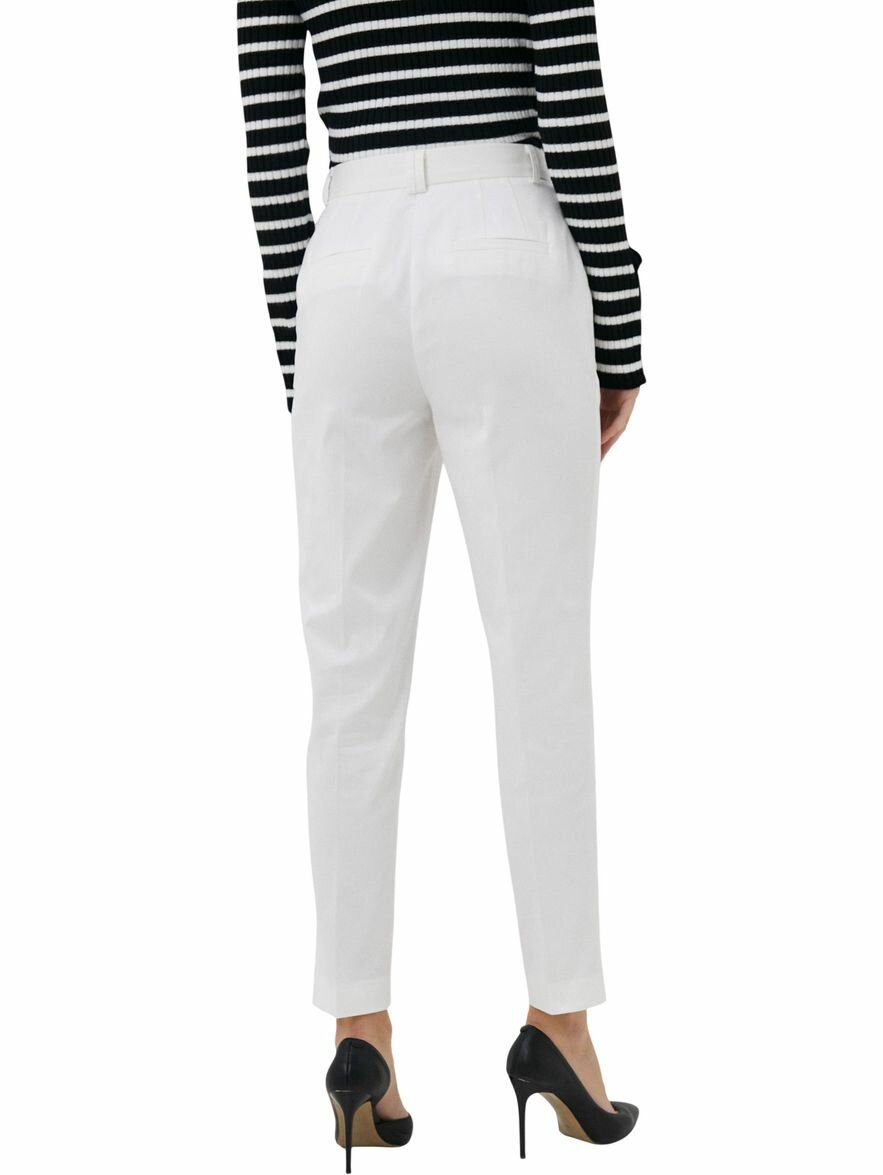 Брюки бананы B.L.E.S. Trousers Shape, размер 46, белый — фото 1