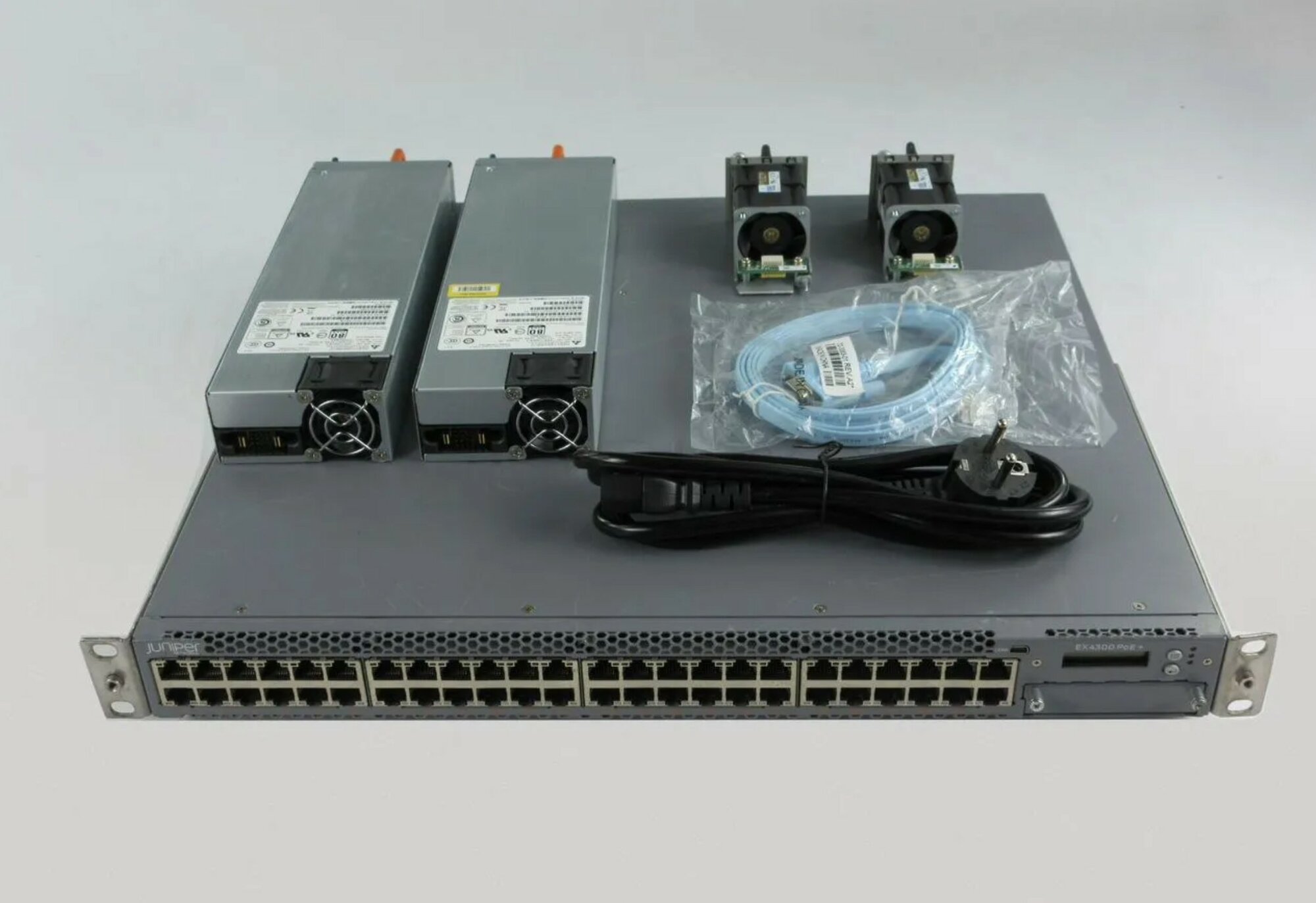 Коммутатор Juniper EX4300-48P-AFO