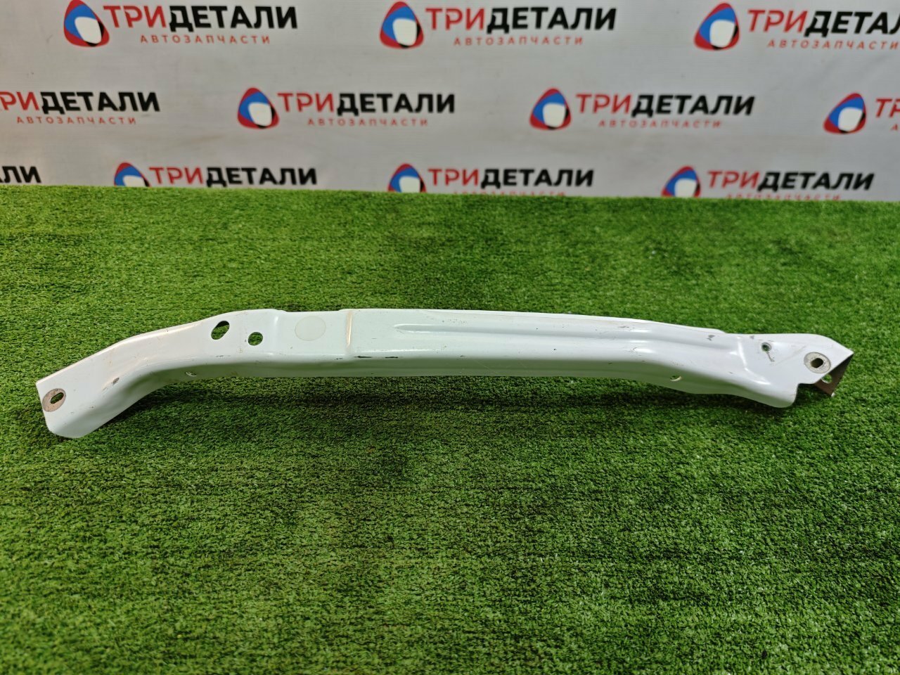 Рамка радиатора Chery Tiggo 8 pro 2022 лев. (б/у)