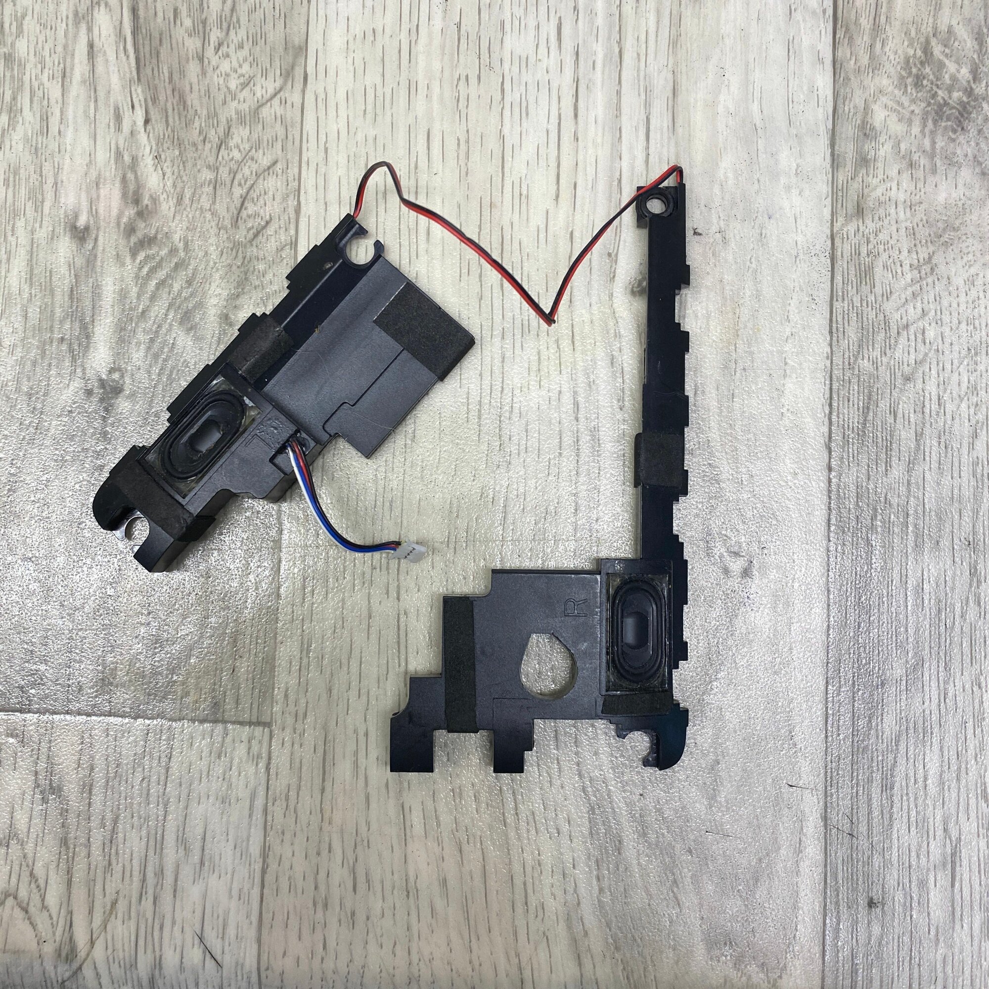 Динамики HP 15-ra073ur