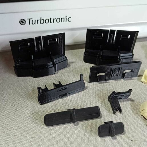 Spar Turbotronic Запасные части для вытяжки: кнопки, боковые крышки, внутренняя защёлка