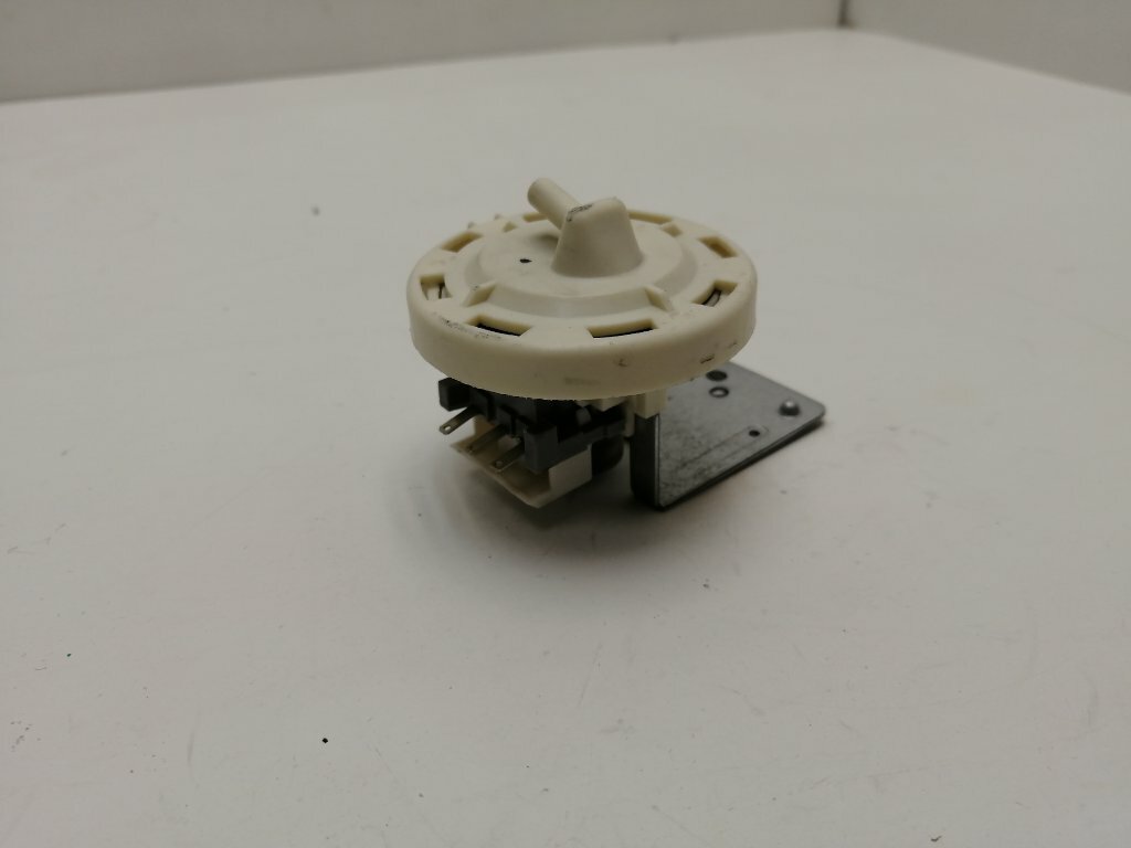WD-10192S кт123 Датчик уровня воды для стиральной машины LG WD-10192S б/у