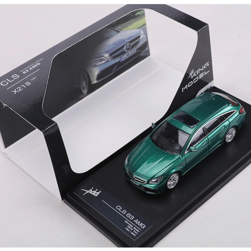 Maisto King 1:64 Mercedes CLS63 AMG, зеленый