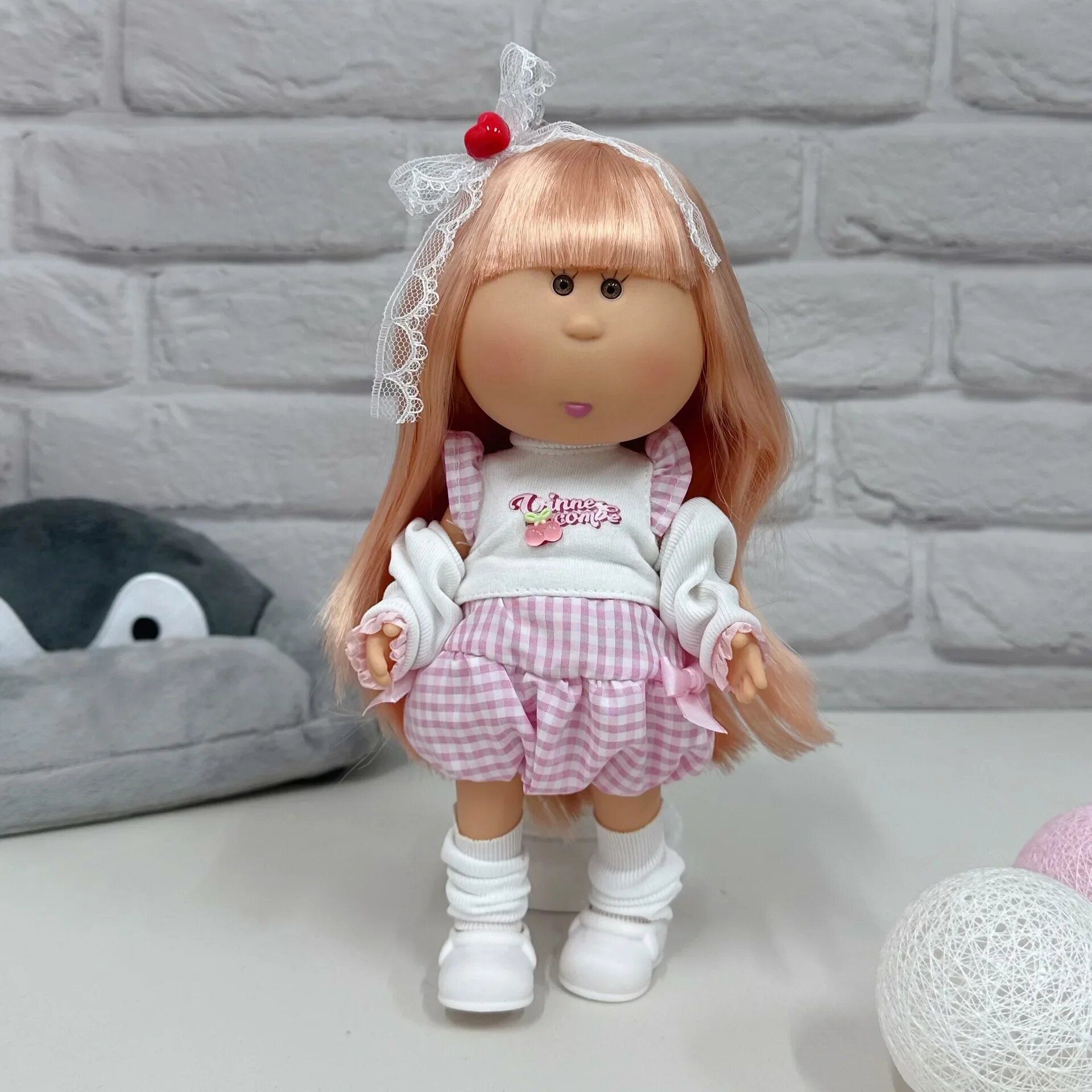 Кукла Миа 24 см в розовом платье