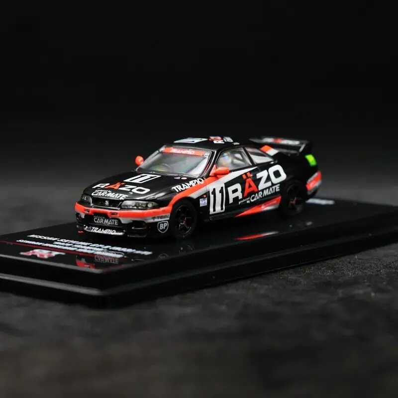 INNO 1:64 Nissan Skyline GT-R R33 #11 RAZO TRAMPIO Коллекционная машинка