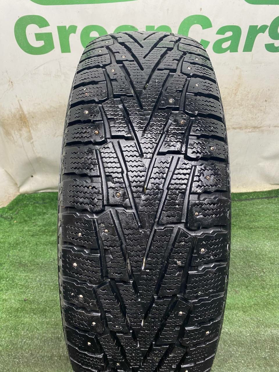 Зимние шины Nexen Winguard WinSpike WS6 SUV 225/60 R17 20% износ VCB619919