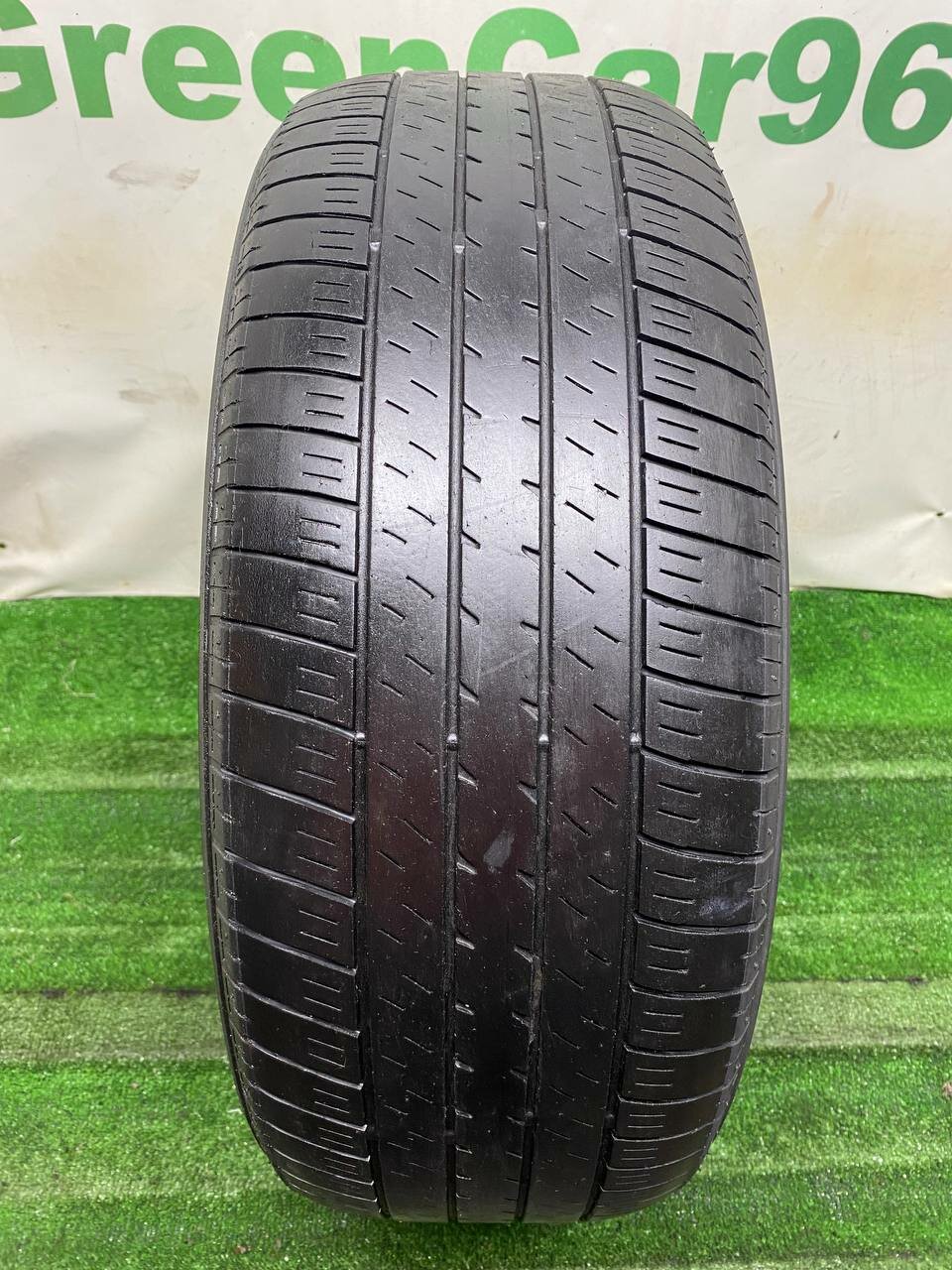 Летние шины Bridgestone Dueler H/L 33 235/55 R19 38% износ MIV510242