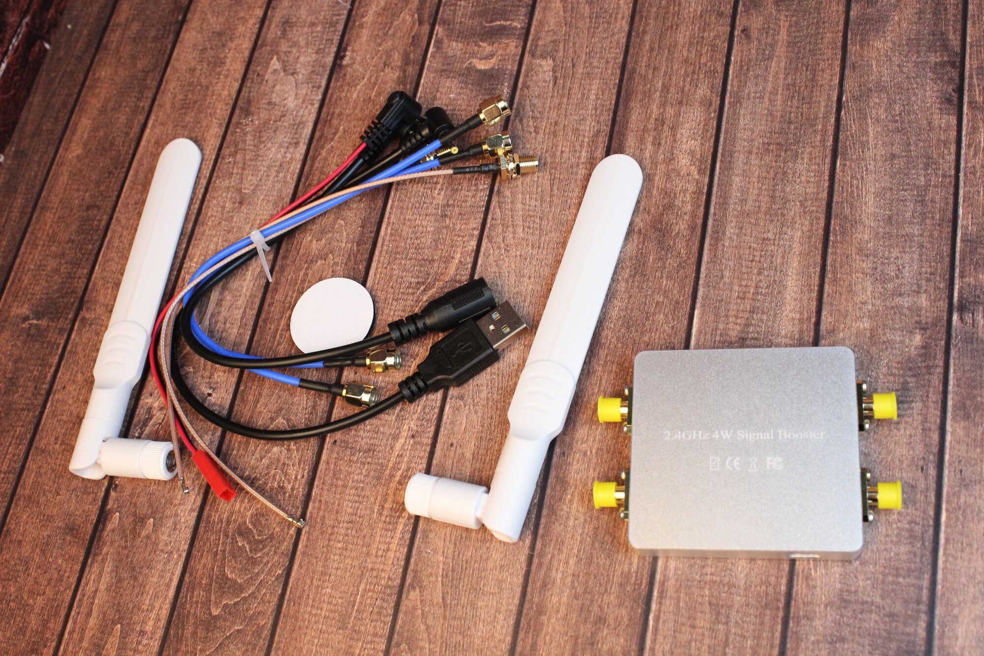Усилитель сигнала EDUP 4W 2.4GHz TX/RX 2 Way WiFi