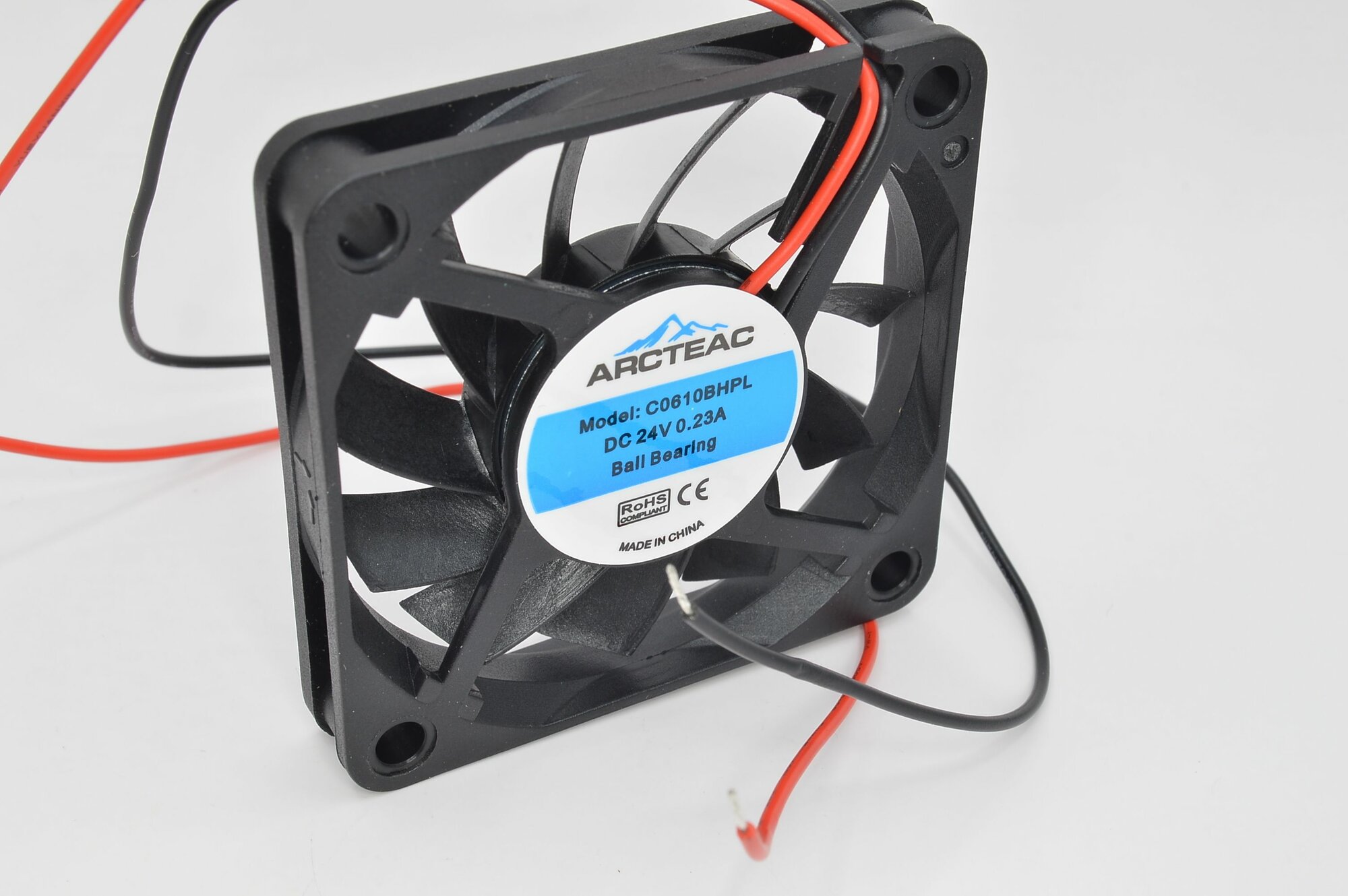 Вентилятор осевой ARCTEAC C0610BHPL, 24В DC, 60x60x10мм, 3200об/мин, качения,1шт