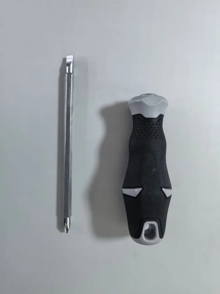 Двусторонняя отвёртка, крестовая + плоская, 6.3mm*100mm