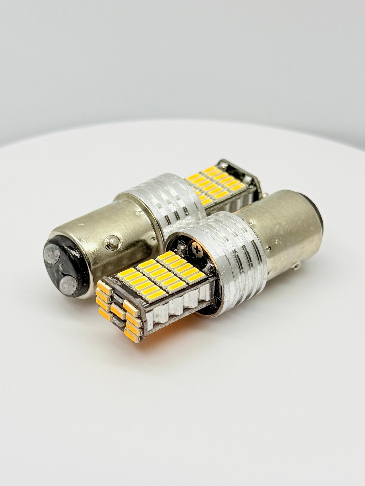 Яркие двухконтактные автолампы LED P21/5W желтые 12V цоколь 1157 BAY15D для ДХО, габаритов, поворотников, 2 шт.