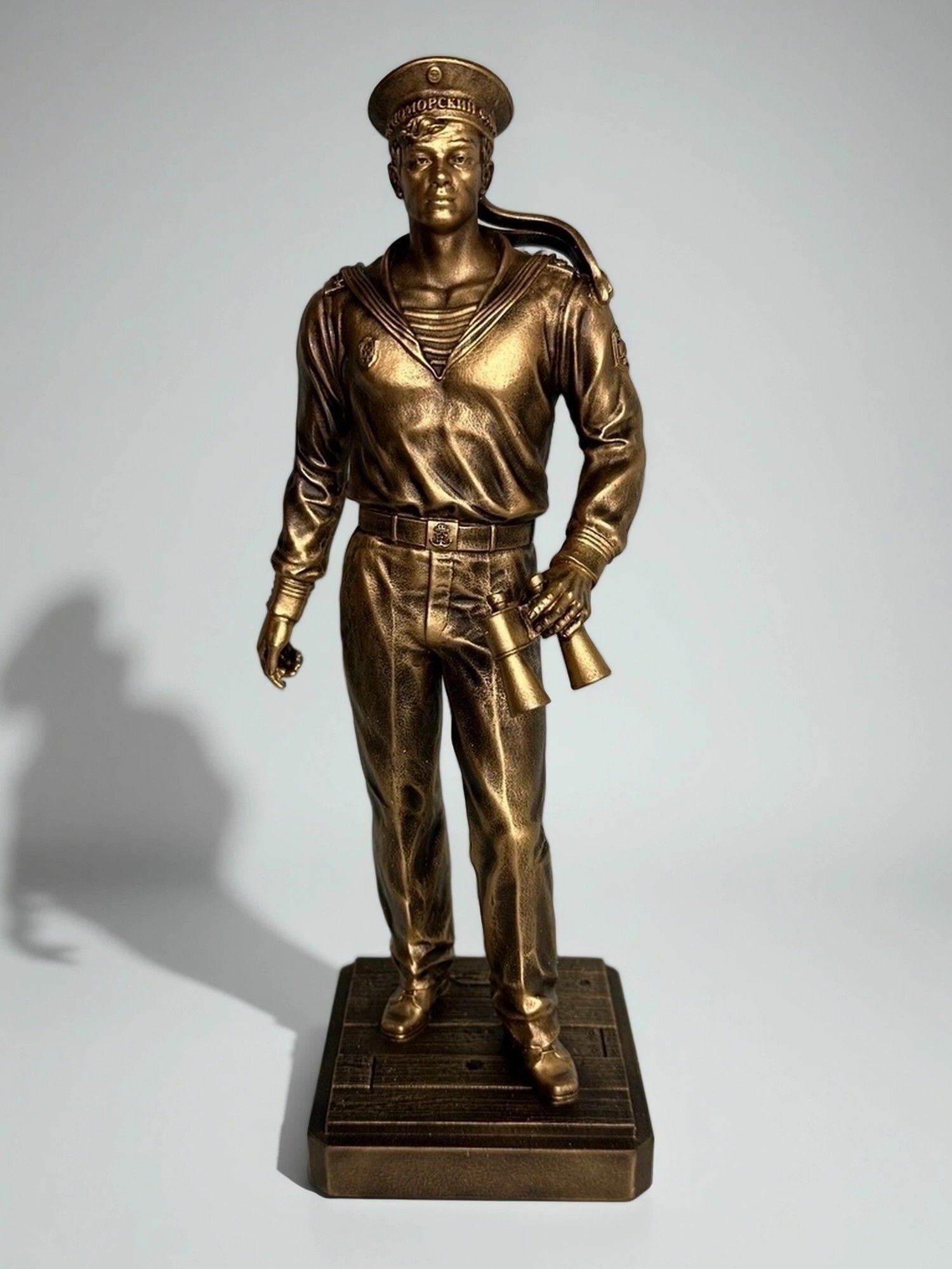 Статуэтка Моряк "Вернисаж истории" (24 см, цвет патина бронза)