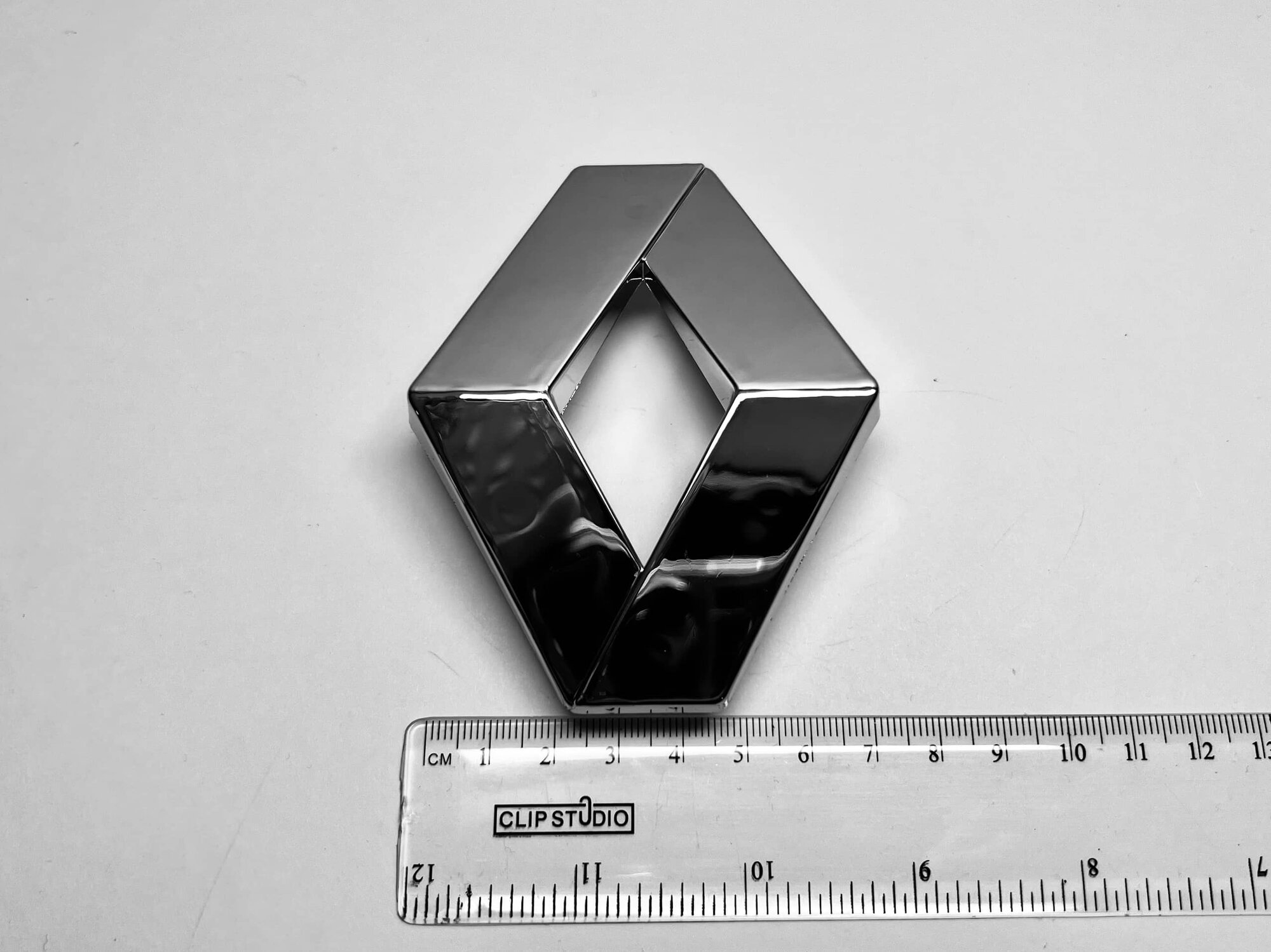 Логотип (шильдик, надпись, эмблема) "Renault" 7.5 см, арт: 8875-К