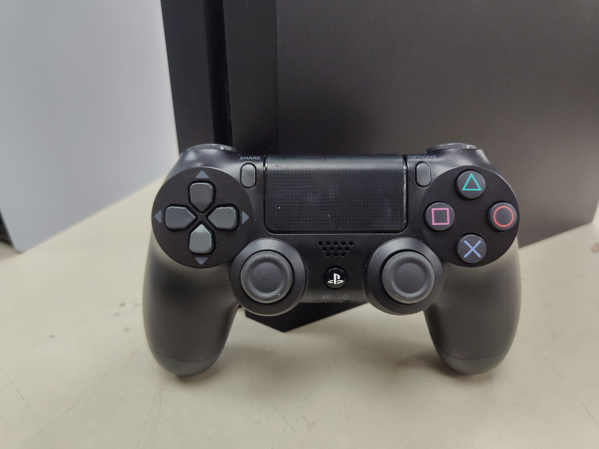 Игровая приставка PlayStation 4 FAT 500GB Б/У