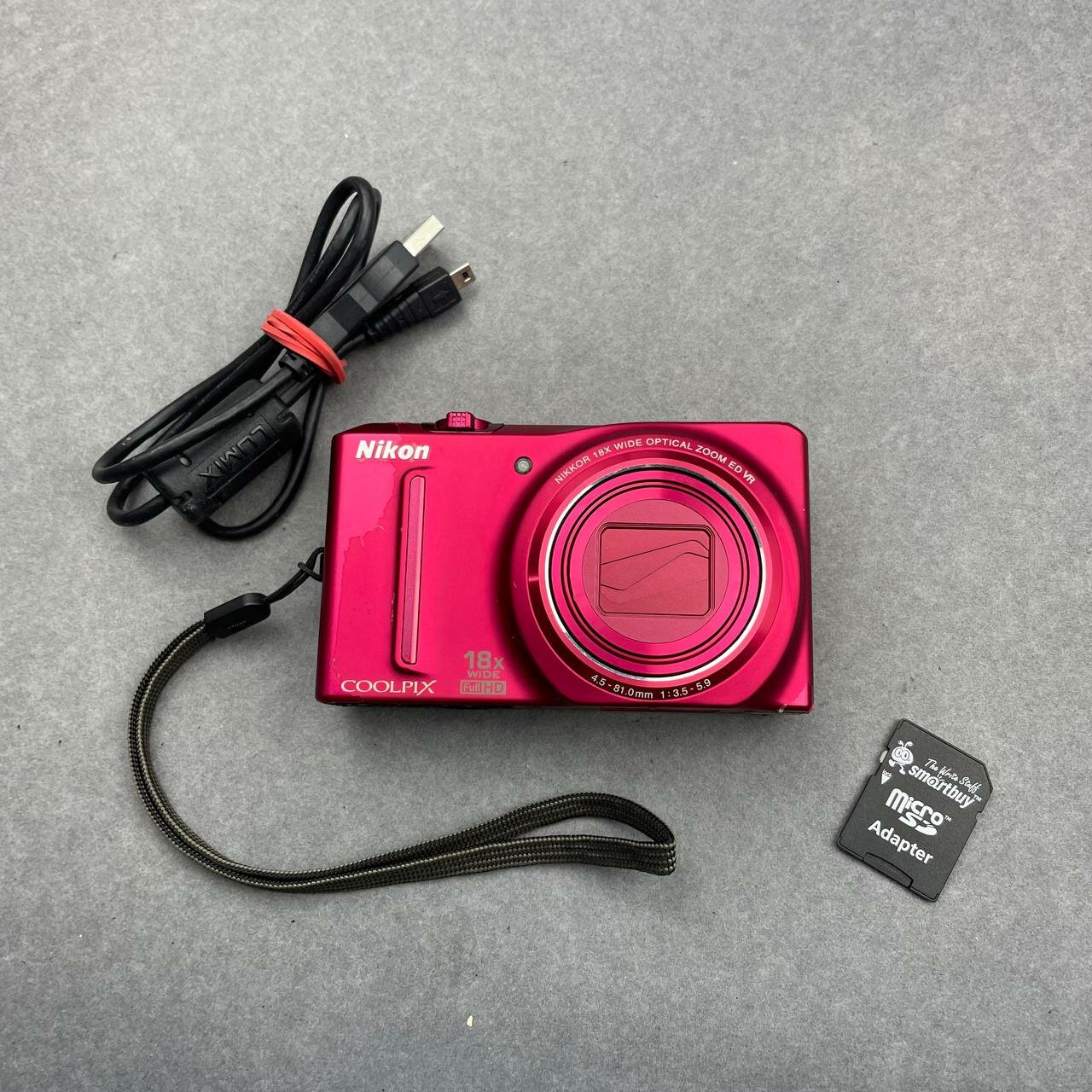 Цифровой компактный фотоаппарат Nikon Coolpix S9100, красный