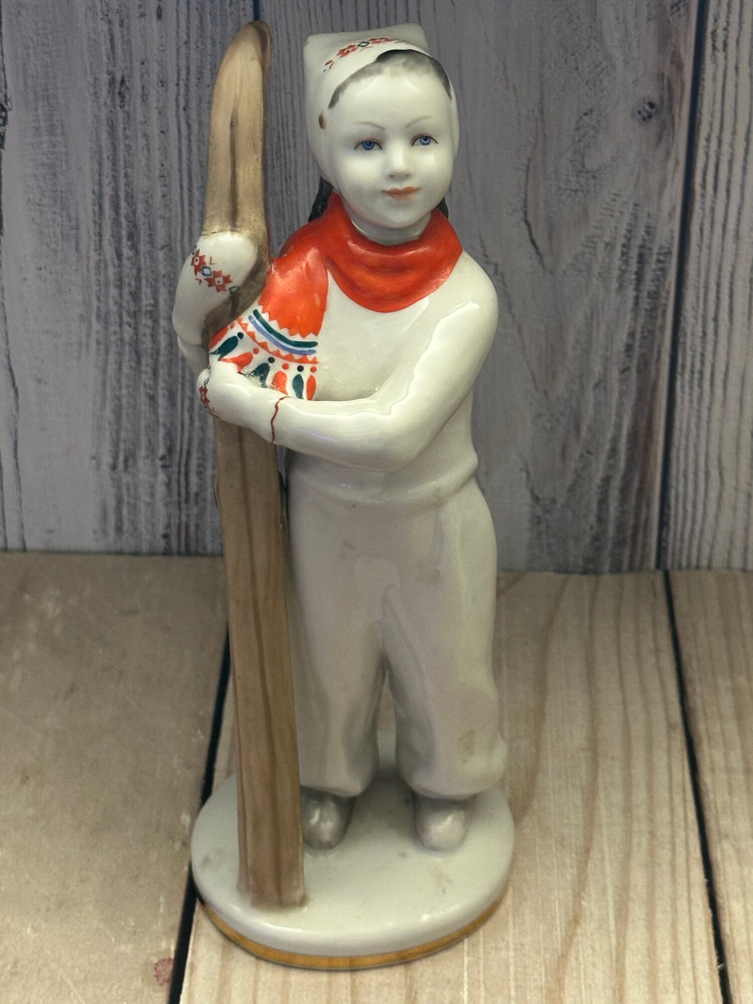 Статуэтка Лыжница Лфз ссср 1960 винтажная коллекционная редчайшая