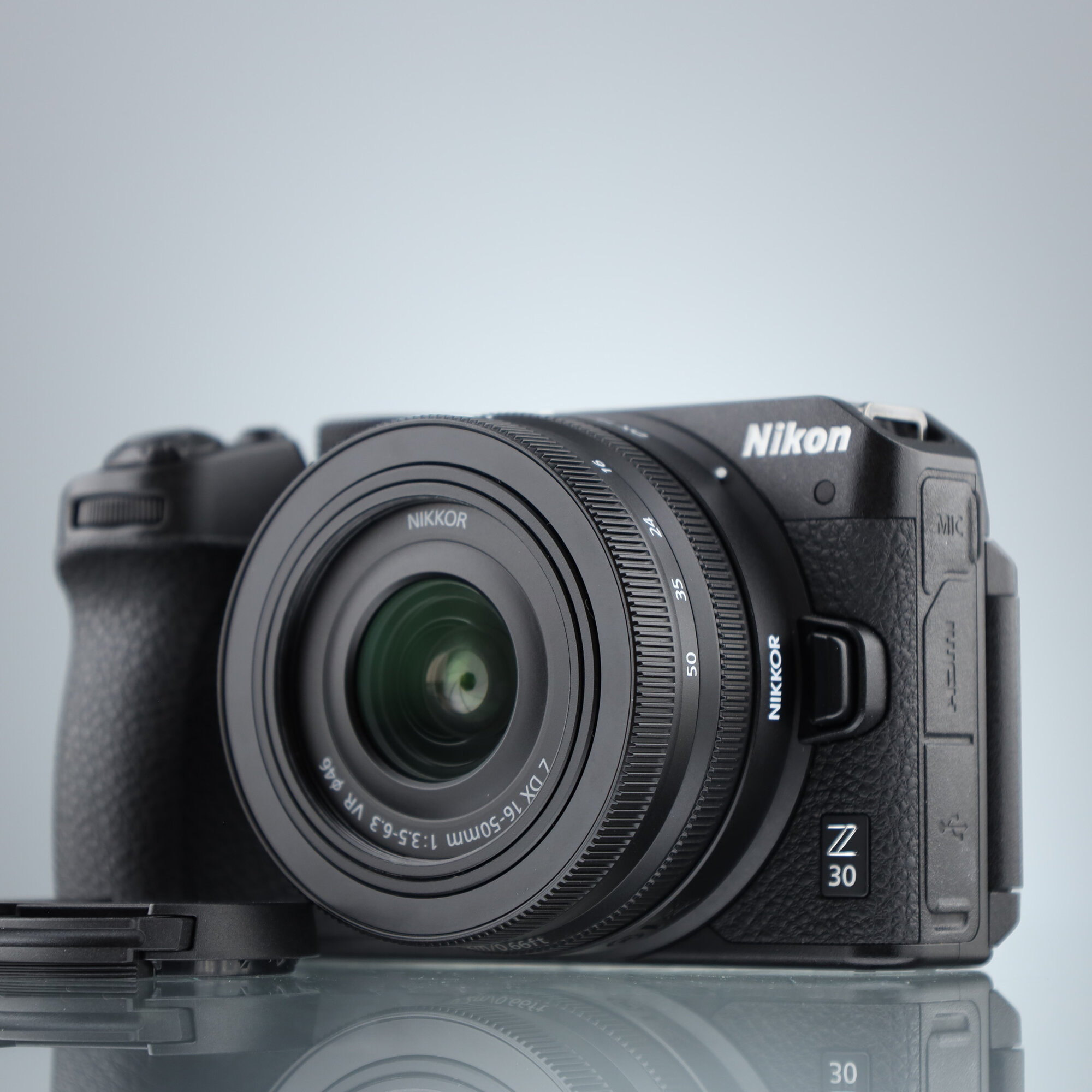 Фотоаппарат Nikon Z30 Kit Nikkor Z DX 16-50mm f/3.5-6.3 VR, черный