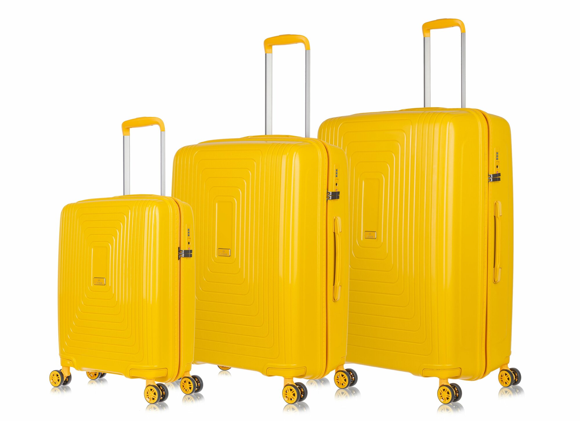 Комплект чемоданов 