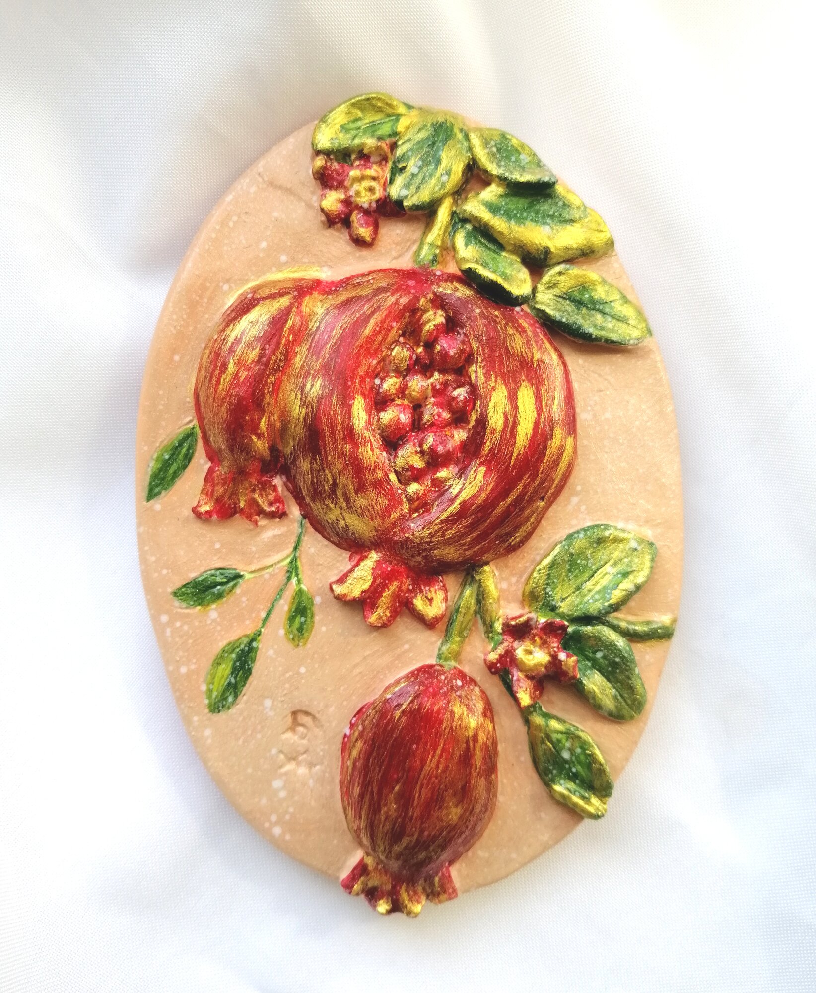 Панно из гипса " Гранаты" Художник Новикова Виктория. Панно на стену, декор для кухни ручная работа, ручная роспись
