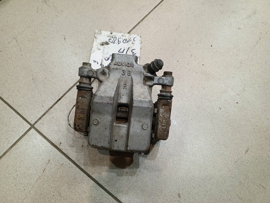 Суппорт задний правый от Toyota Camry XV40 2006-2011