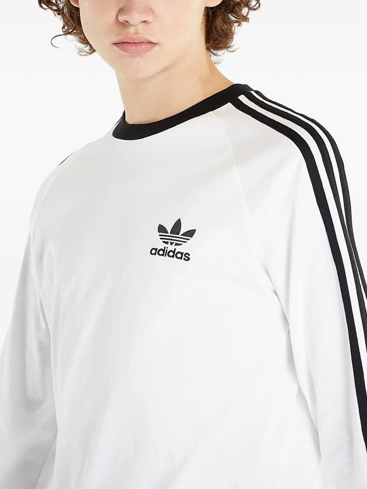 Футболка adidas, размер XL, белый, — фото 1