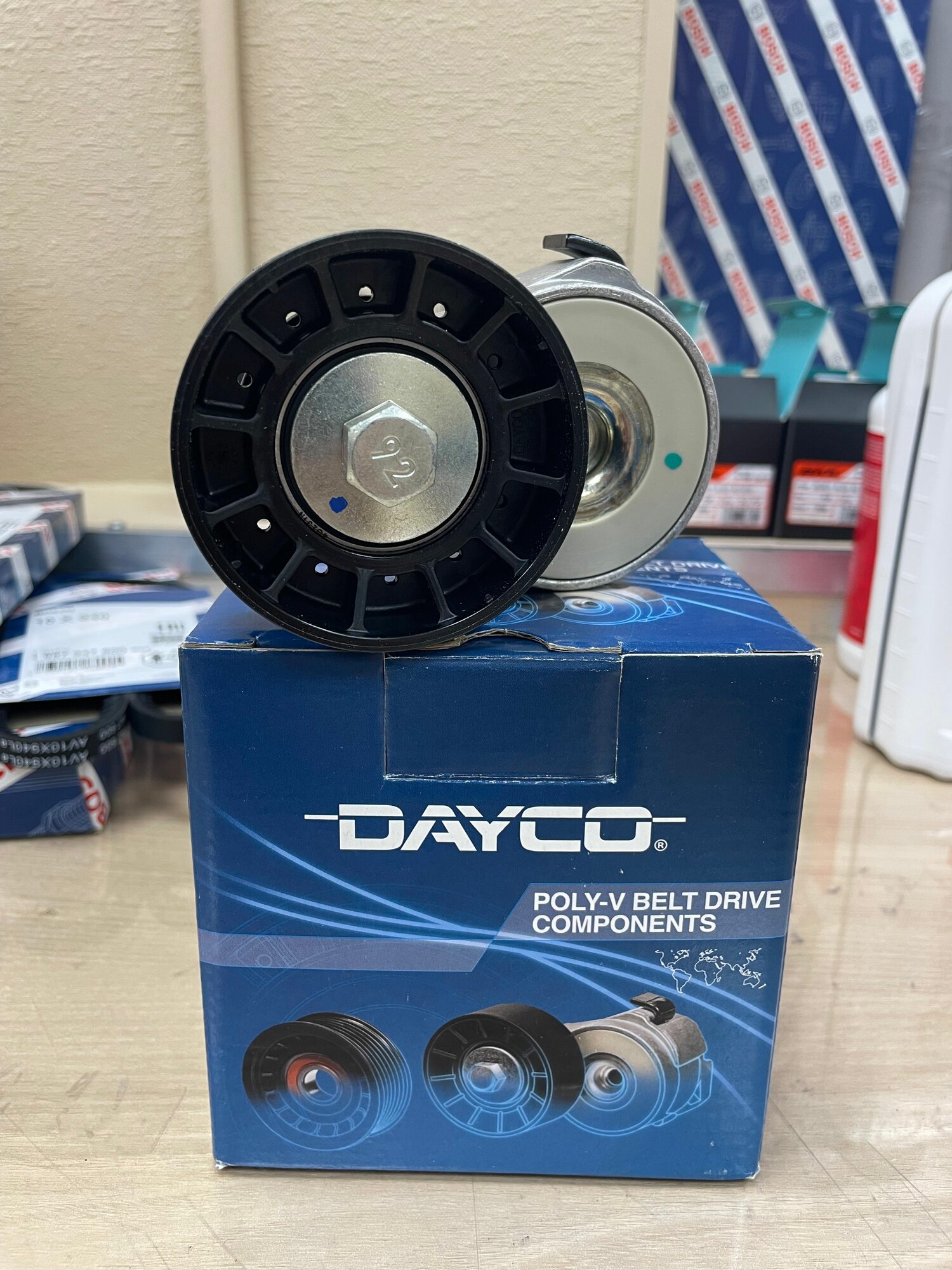 DAYCO Ролик приводного ремня (натяжитель) арт. APV1075