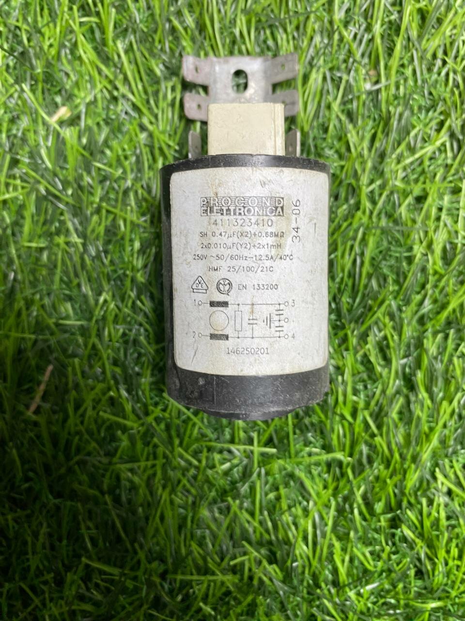 Сетевой фильтр для стиральных машин Electrolux Zanussi 411323410