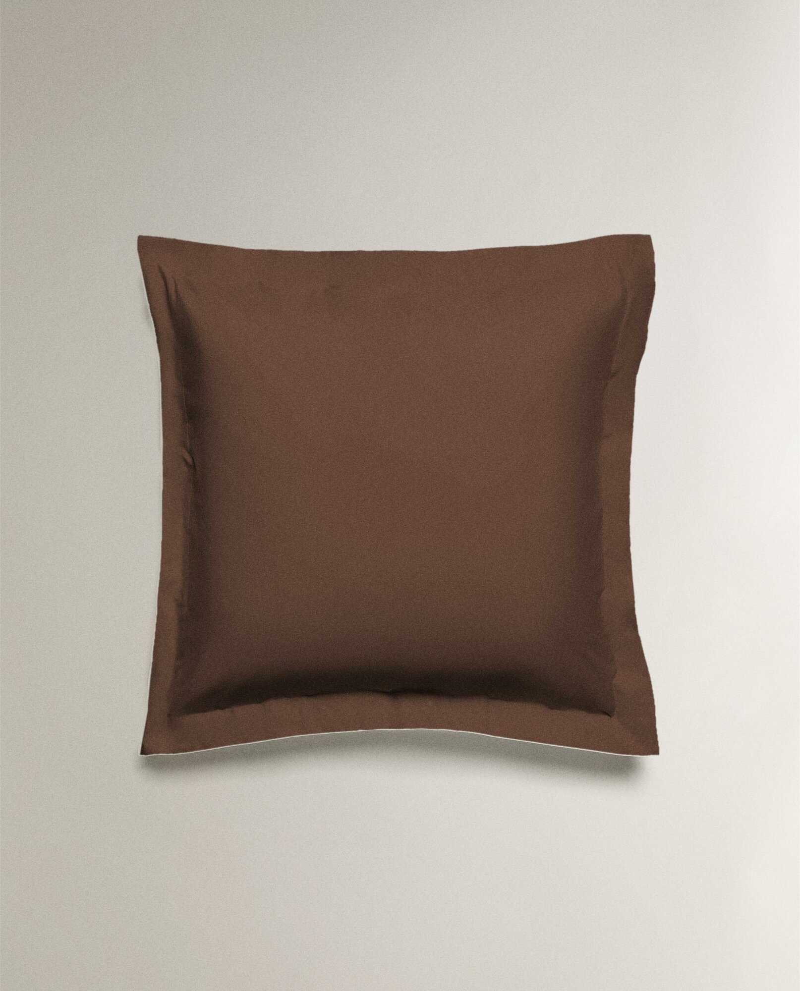 Наволочка из перкаля (плотность 200 нитей), 50 x 75 cm , brown. Бренд - Zara Home
