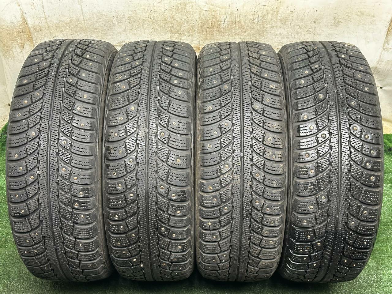 Комплект (4 шт) зимних БУ шин Matador MP 30 Sibir Ice 2 185/60 R15 20% износ WOF396349
