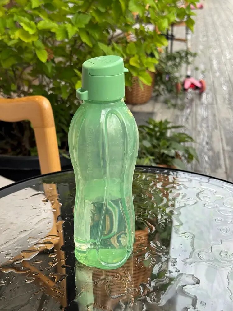 Tupperware Бутылка, 0.6 л, 1 шт