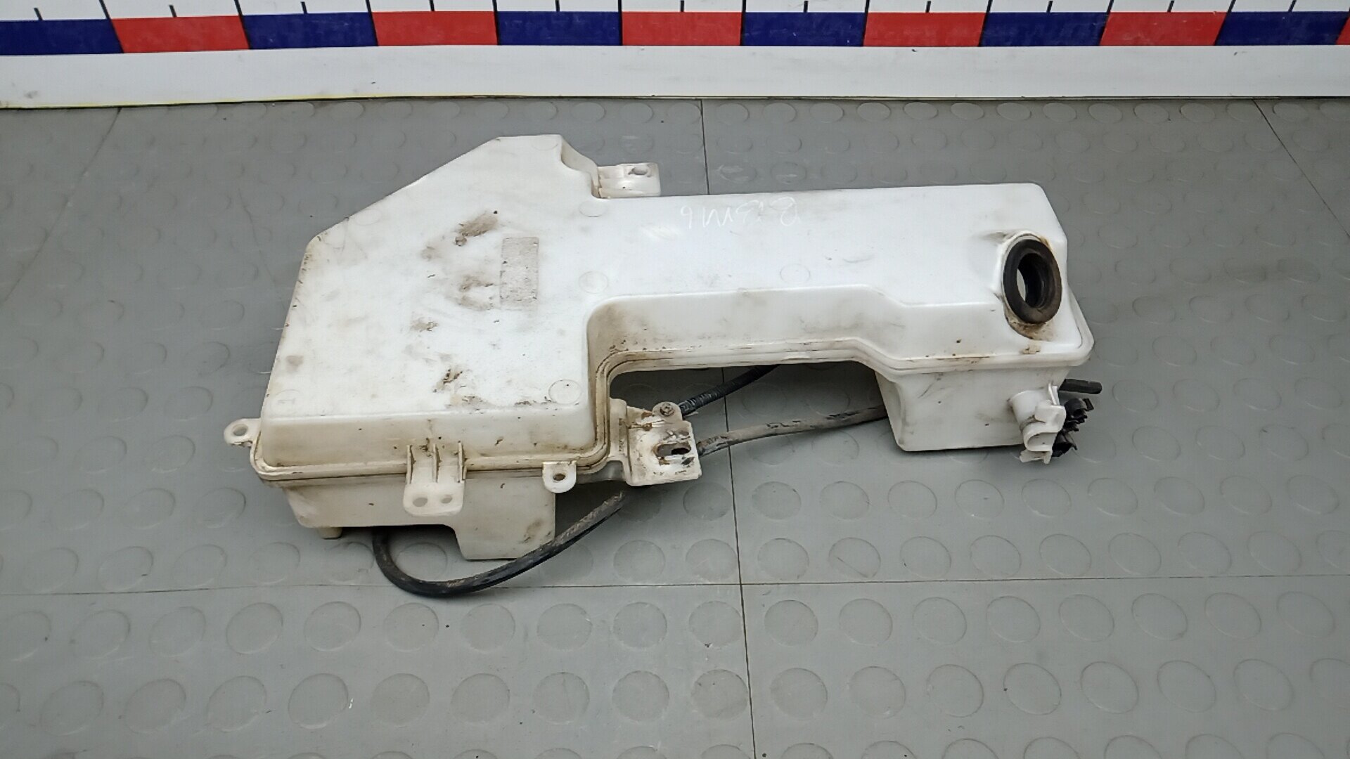 Бачок омывателя FORD TRANSIT 8