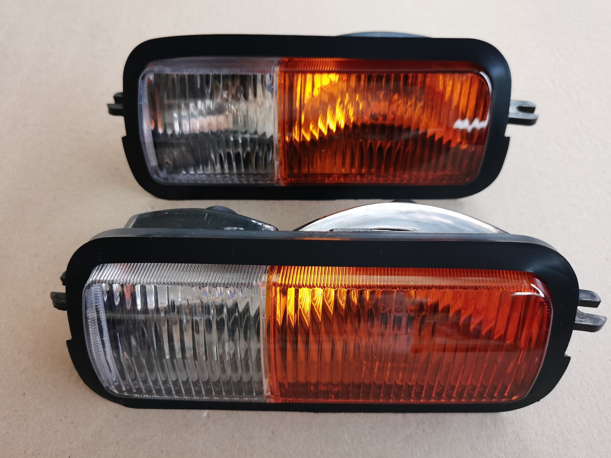 Комплект указателей поворота (подфарник) для а/м ВАЗ-21214 RD17540