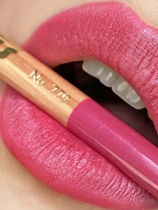 Карандаш для губ