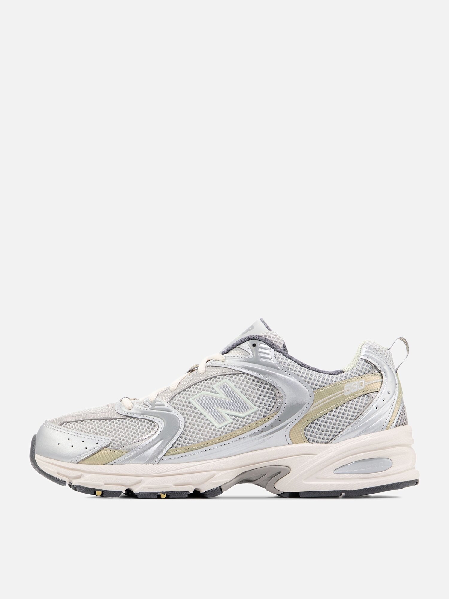 Кроссовки 530