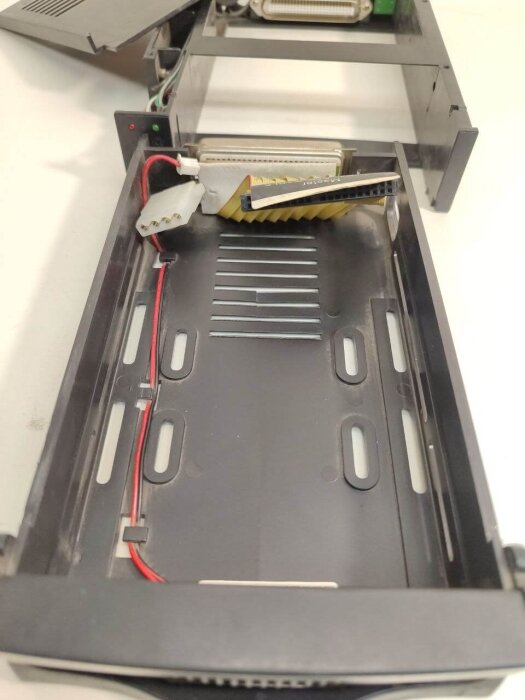 Внешний корпус для 3.5" винчестеров (DAS) AgeStar без ключа