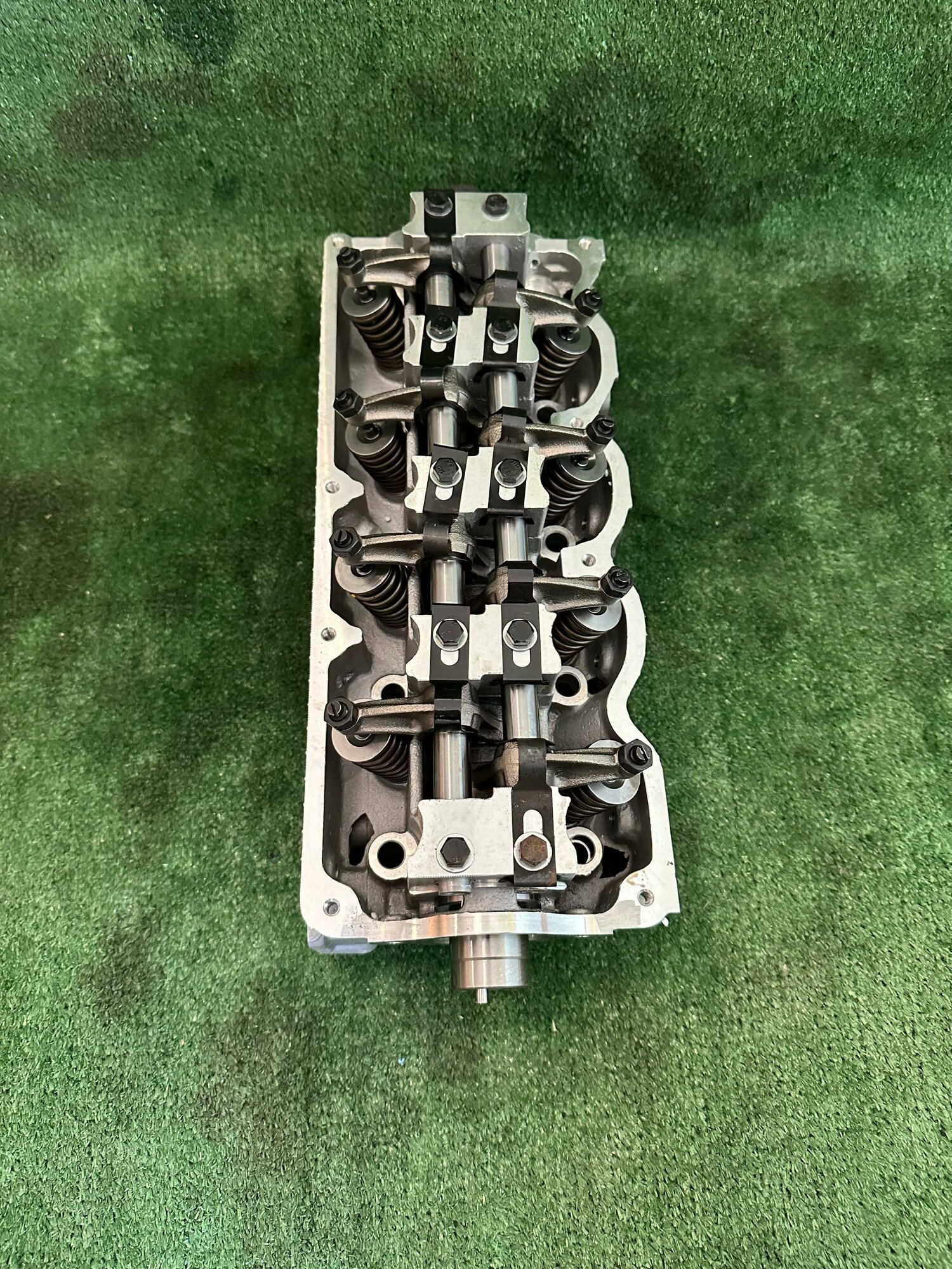 Головка блока цилиндров новая Chevrolet Aveo 1.2 B12S1 8V 96666228