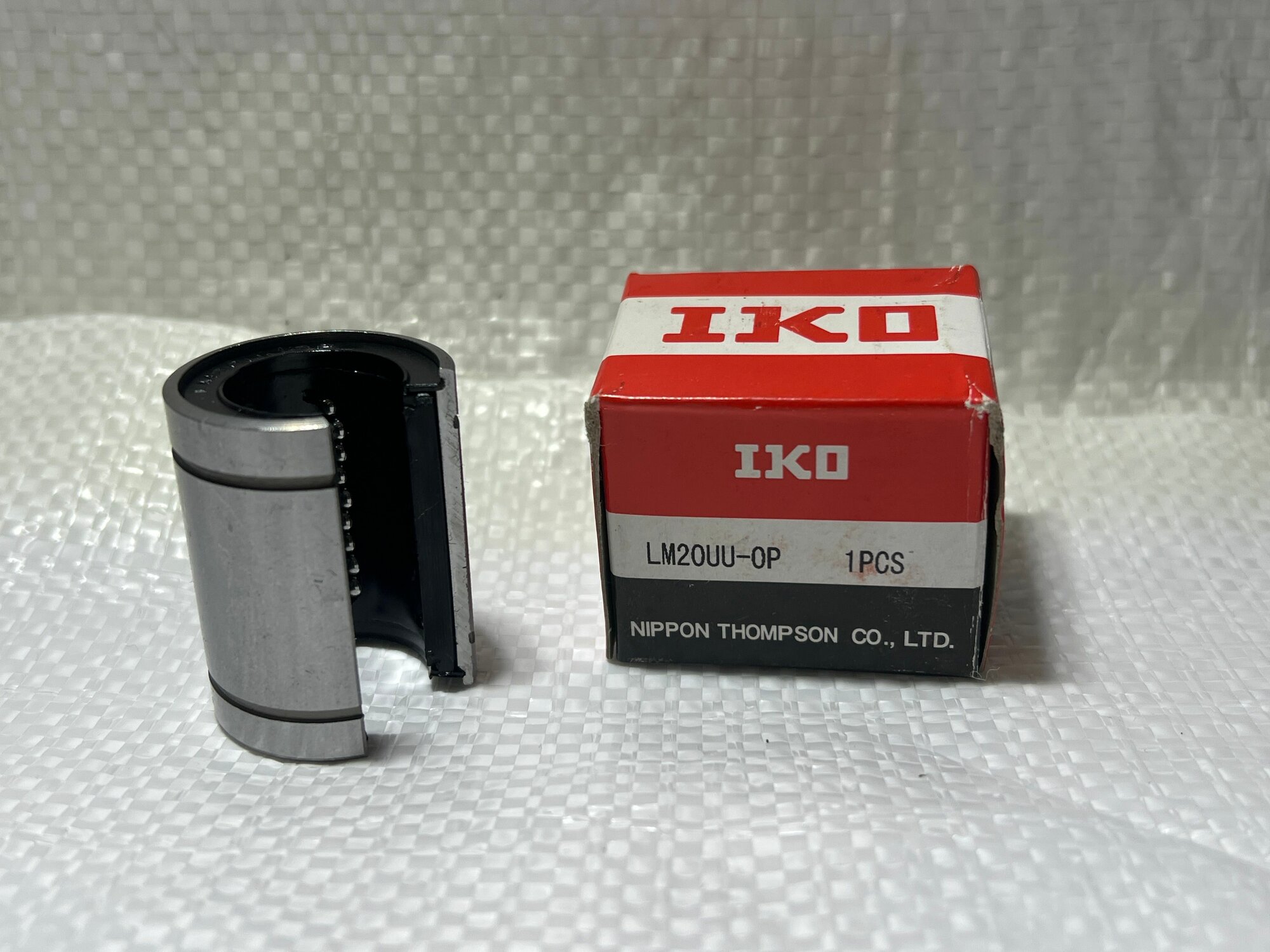 Подшипник линейный LM20UUOP (20*32*42) IKO