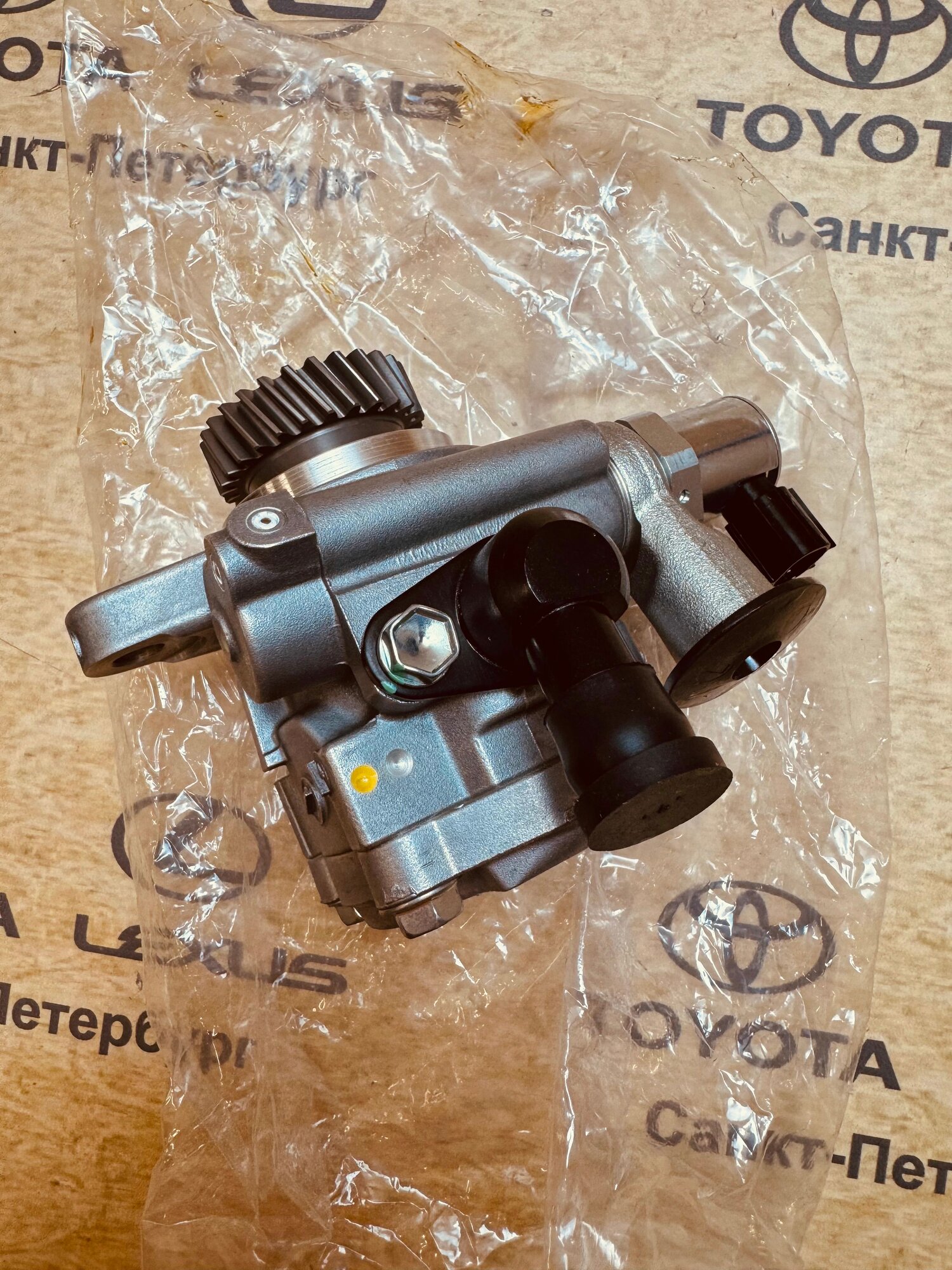 Насос гидроусилителя гур LC200 4.5D LX450